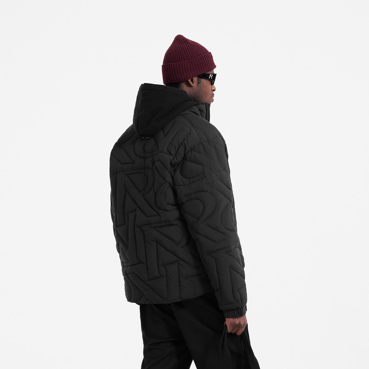Initial Puffer Jacket | Black | REPRESENT